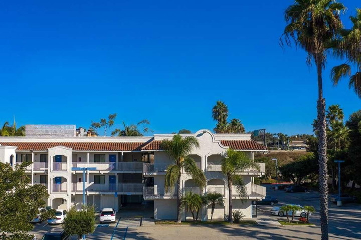 Motel 6 Oceanside - Vista, CA