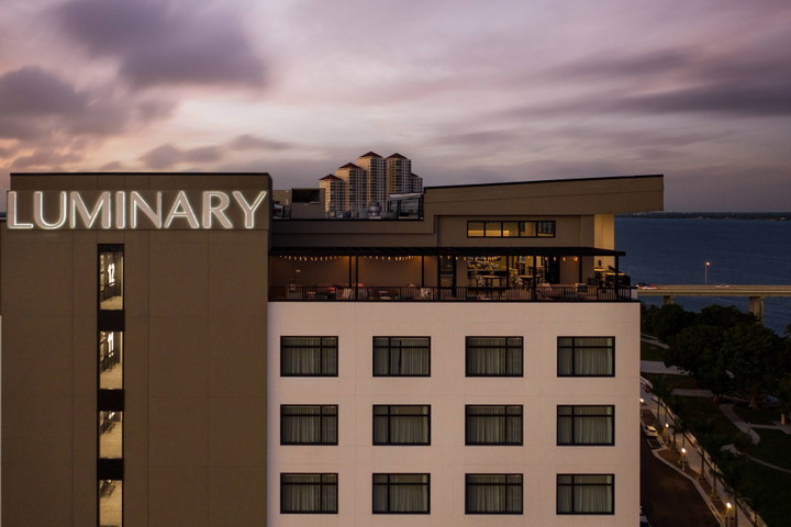 Luminary Hotel And Company Autograph Collection - Fort Myers, FL