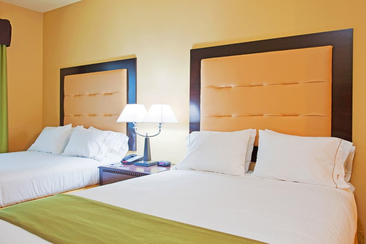 Holiday Inn Express & Suites Foley - N Gulf Shores By Ihg - Foley, AL