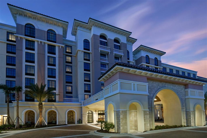 Homewood Suites By Hilton Orlando At Flamingo Crossings Town Center - Clermont, FL