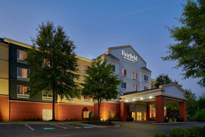 Fairfield Inn And Suites By Marriott Cartersville - Cartersville, GA