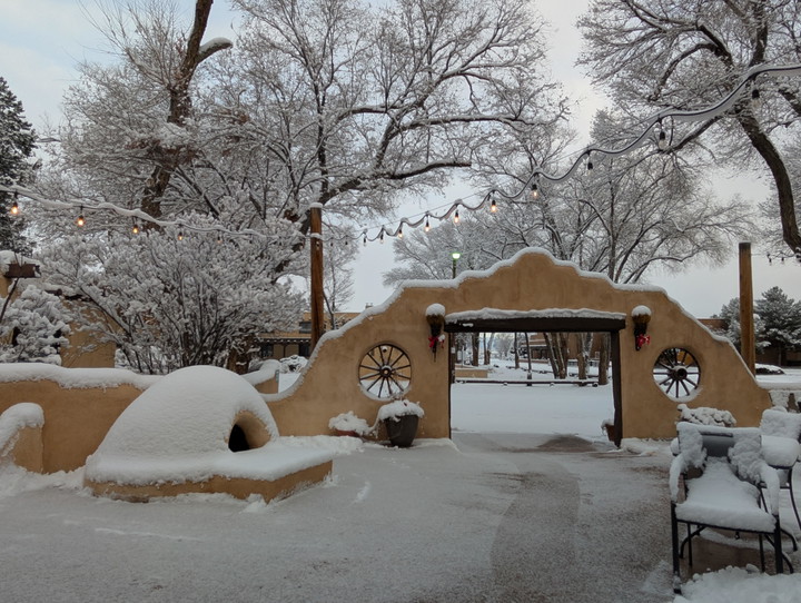 Sagebrush Inn & Suites - Taos, NM