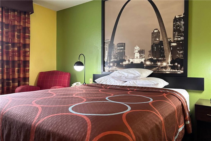 Super 8 By Wyndham Jacksonville - Jacksonville, IL