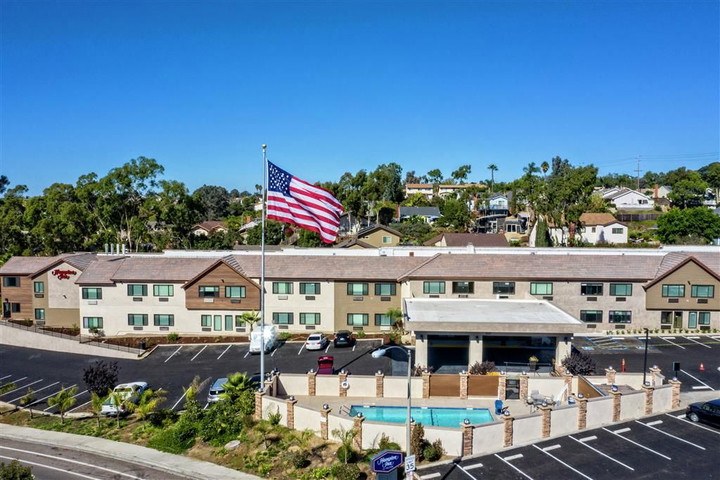 Hampton Inn By Hilton Cardiff Beach Encinitas Ca - Encinitas, CA