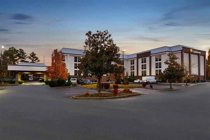 Comfort Inn Greenville - Haywood Mall - Travelers Rest, SC