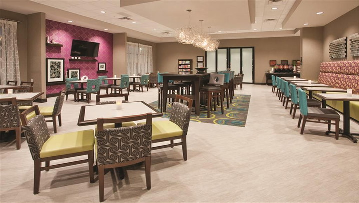 Hampton Inn Kearney - Kearney, NE
