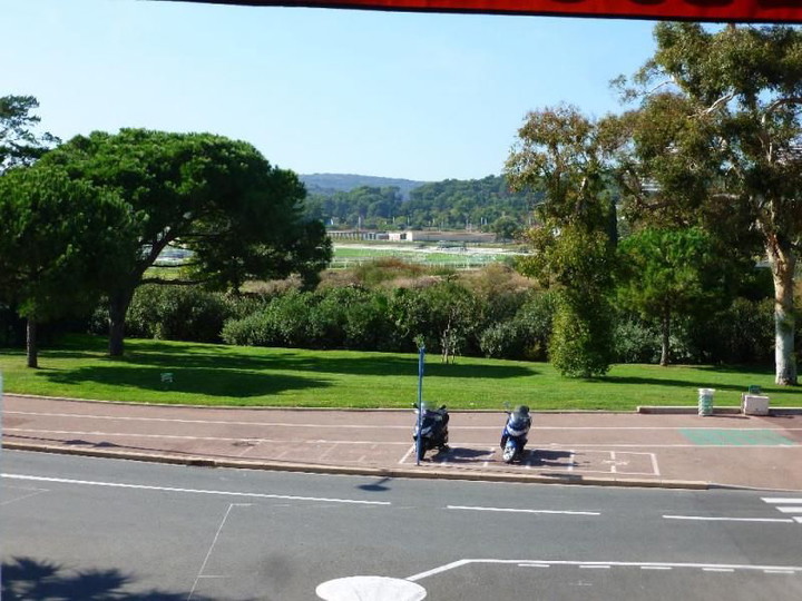 Tierce Beach - Villeneuve-Loubet