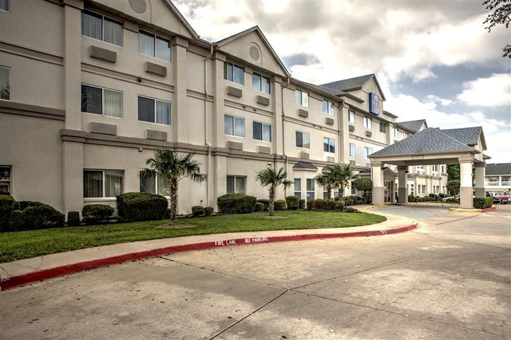 Motel 6 Dallas Northwest - Dallas, TX
