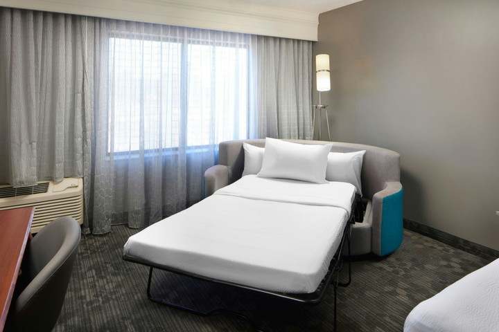 Courtyard By Marriott Newark Granville - Newark, OH