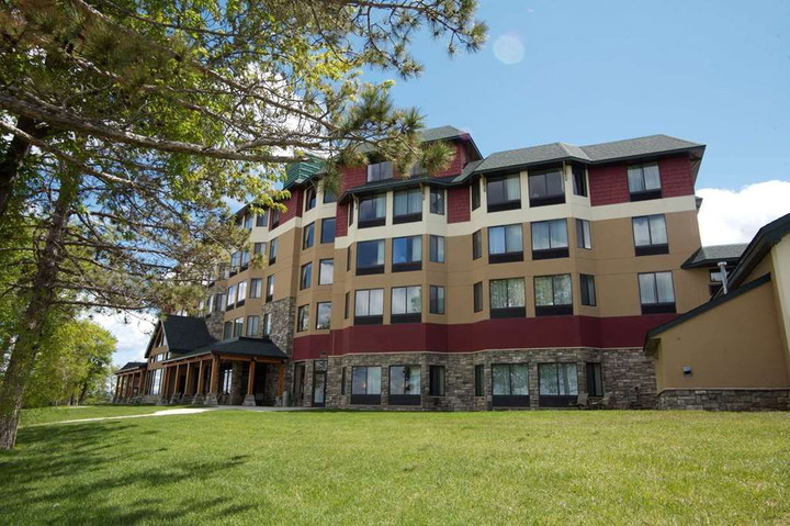 Trademark Coll By Wyndham Southshore Hotel On Lake Bemidji - Bemidji, MN