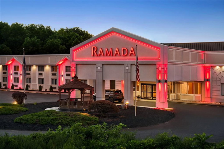 Ramada By Wyndham Allentown/bethlehem - Allentown, PA