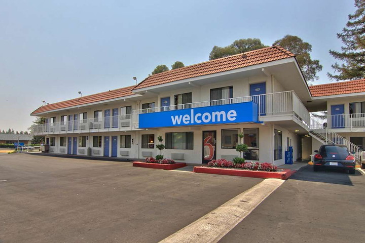 Motel 6 Sacramento West - サクラメント, CA