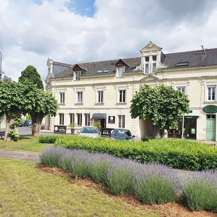 Saumur  Hôtel Le Canter The Originals Access - Saumur