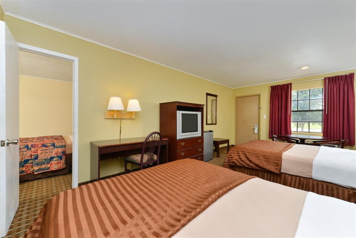 Americas Best Value Inn & Suites Arkadelphia - Arkadelphia, AR