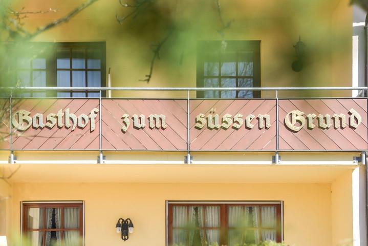 Hotel Gasthof Süßer Grund Yolandy Toth - Albstadt