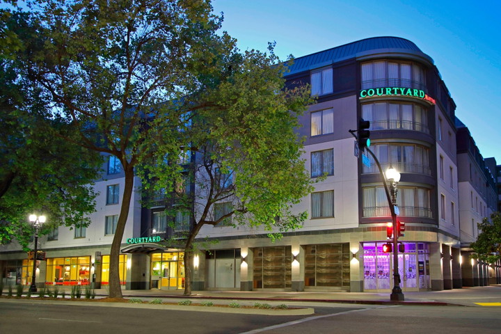 Courtyard By Marriott Oakland Downtown - Oakland, CA