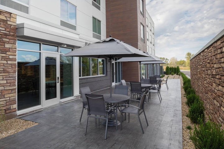 Fairfield Inn Ad Suites By Marriott Kenosha Pleasant Prairie - Kenosha, WI