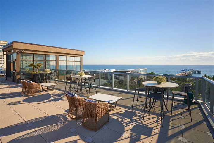 Home2 Suites By Hilton Pompano Beach Pier - Fort Lauderdale, FL