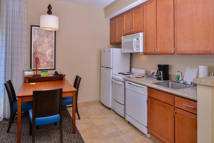 Towneplace Suites By Marriott Thousand Oaks Ventura County - Thousand Oaks, CA