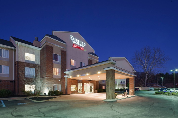 Fairfield Inn And Suites By Marriott Marietta - Marietta, OH
