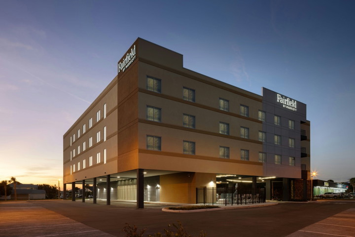 Fairfield Inn And Suites By Marriott Melbourne Beach - Melbourne, FL