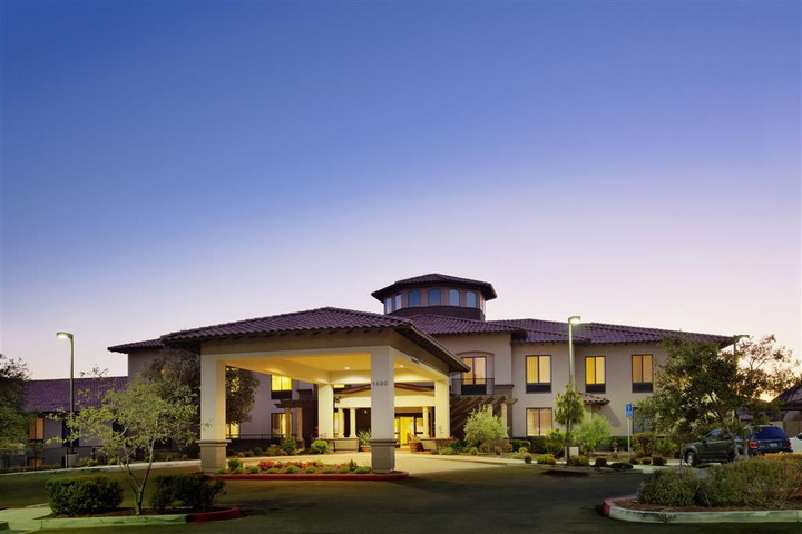 Hampton Inn & Suites Arroyo Grande/pismo Beach Area - Arroyo Grande, CA