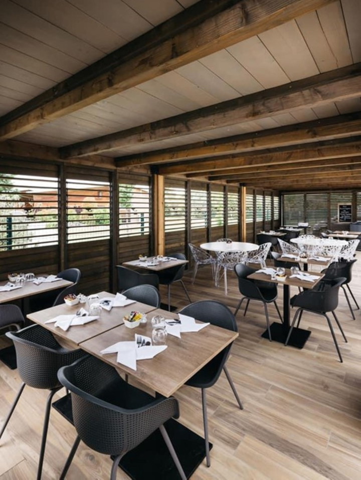 World Hotel - Saint-Vulbas