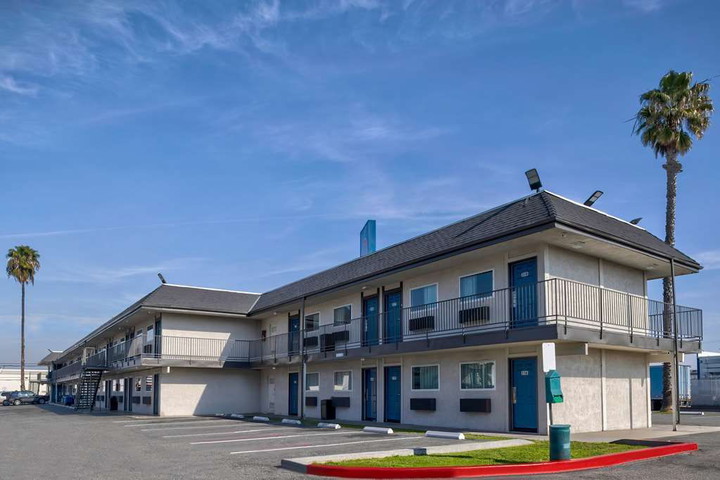 Motel 6 Anaheim - Fullerton East - Anaheim, CA