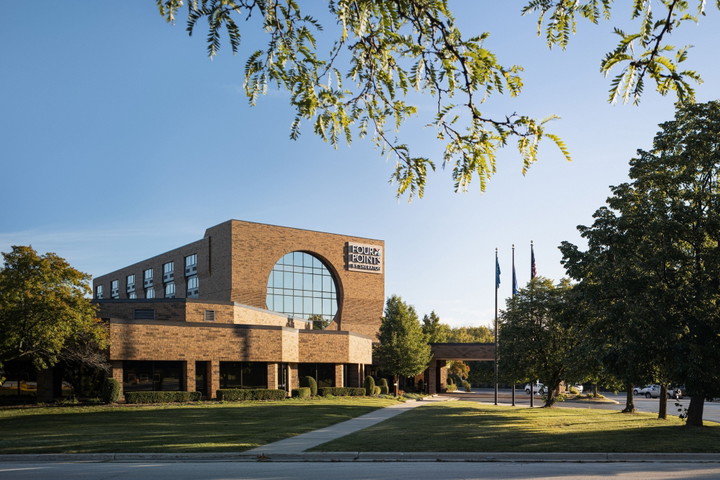 Four Points By Sheraton Milwaukee North Shore - Grafton, WI