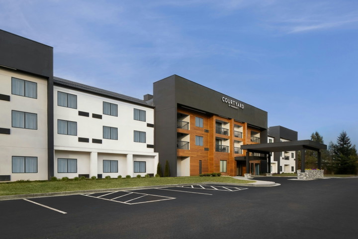 Courtyard By Marriott Chesapeake Greenbrier - Norfolk, VA