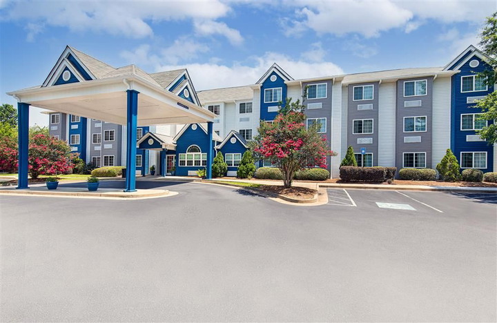 Microtel Inn & Suites By Wyndham Columbus North - Columbus, GA