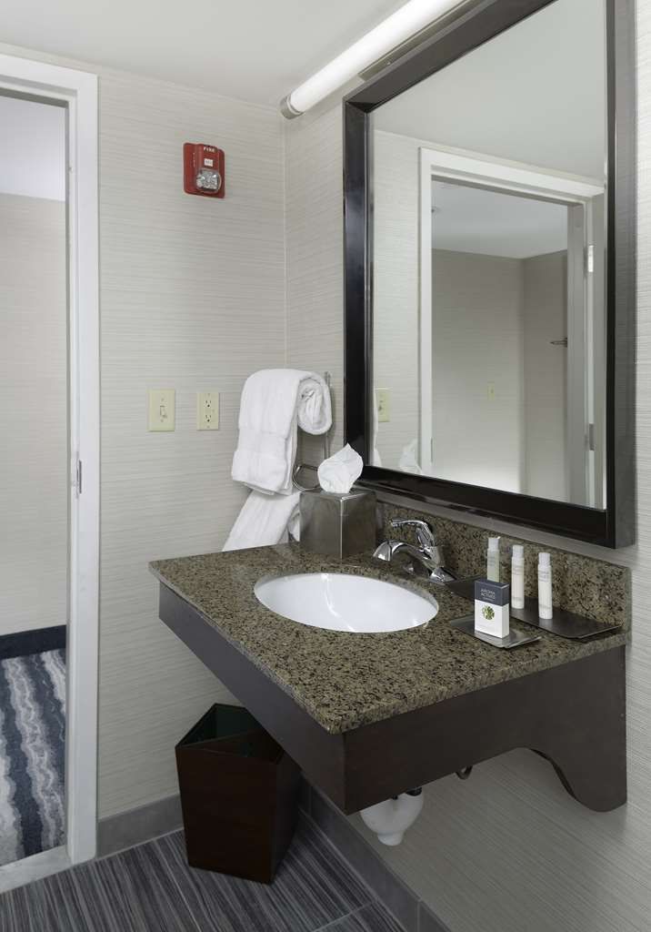 Doubletree By Hilton Wilmington - West Chester, PA