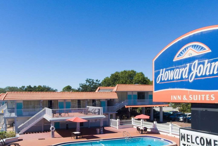 Howard Johnson By Wyndham Clearwater/dunedin - Palm Harbor, FL