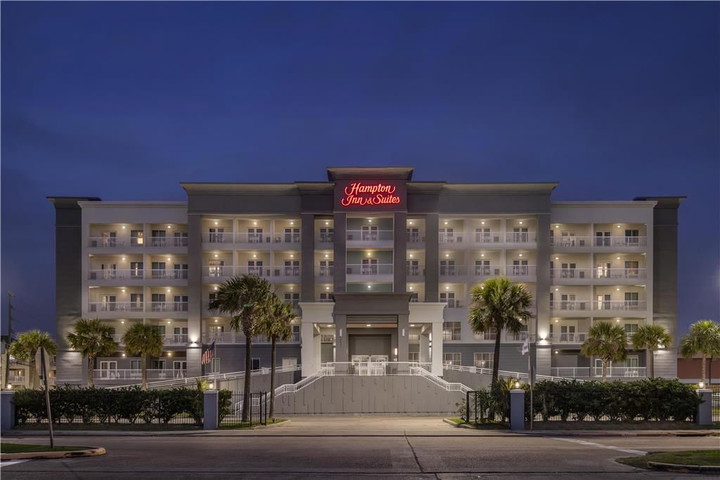 Hampton Inn & Suites Galveston - Tiki Island, TX