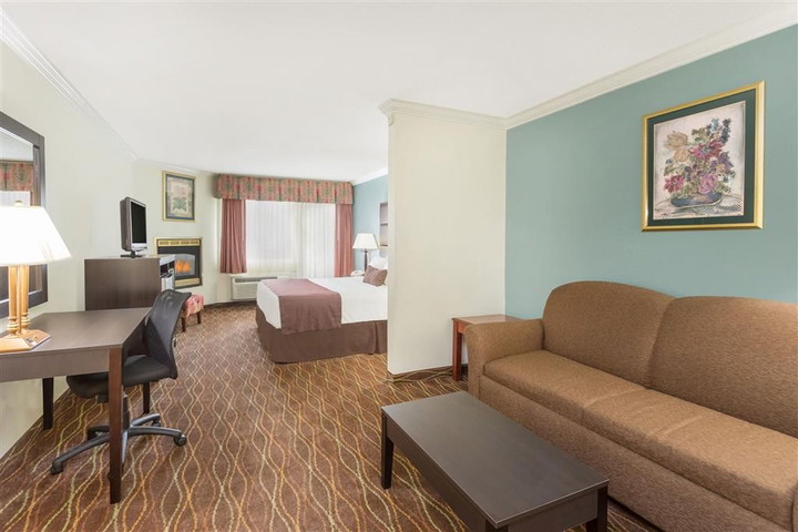 Baymont By Wyndham Helen - Helen, GA