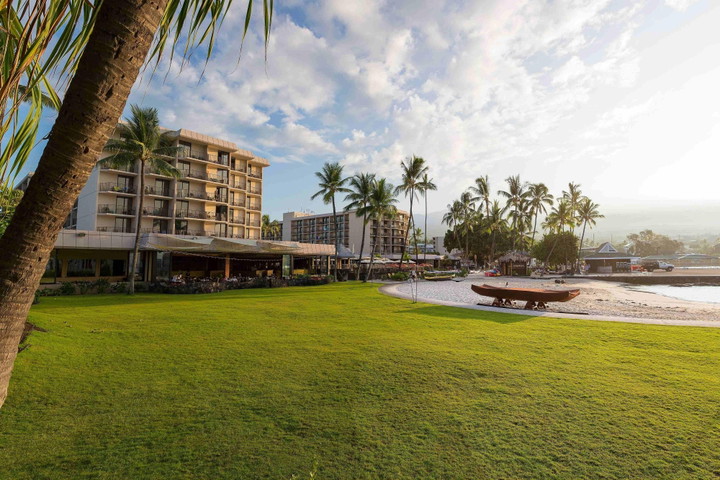 Courtyard By Marriott King Kamehamehas Kona Beach Hotel - 카일루아-코나