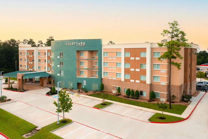 Courtyard By Marriott Houston City Place - The Woodlands, TX