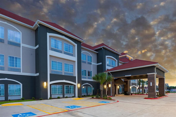 La Quinta Inn & Suites By Wyndham Port Lavaca - Port Lavaca, TX