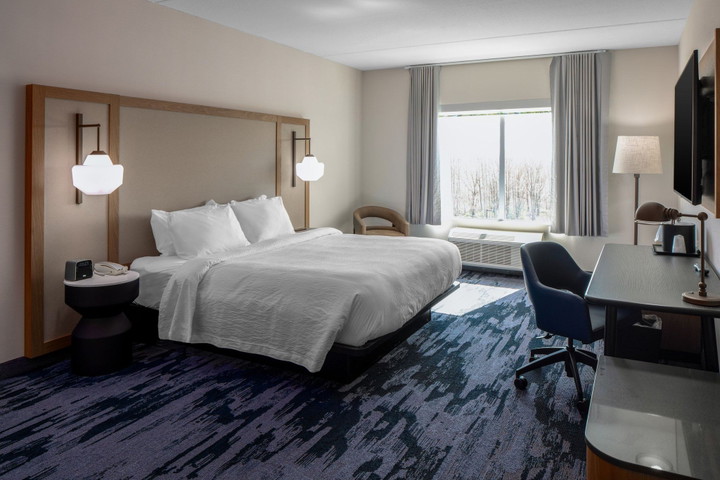 Fairfield By Marriott Inn And Suites Somerset - Fall River