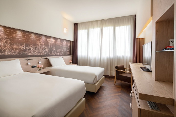 Una Hotels Bologna San Lazzaro - Bologna