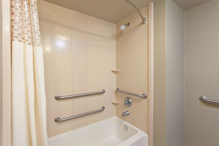 Hampton Inn & Suites Merced - Merced, CA
