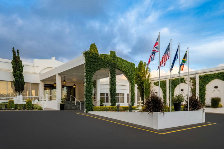Lord Charles Hotel-somerset West A Tribute Portfolio Hotel - Somerset West