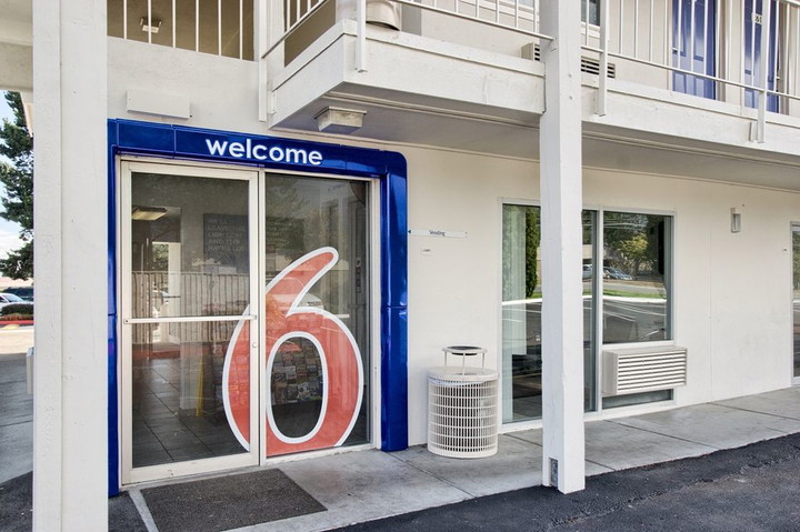Motel 6 Everett North - Everett, WA
