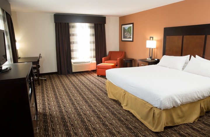 Holiday Inn Express & Suites Cherokee/casino By Ihg - Cherokee, NC