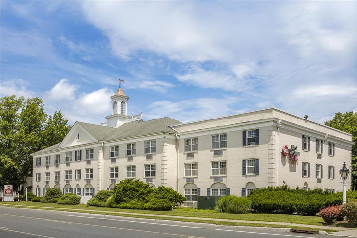 Best Western Plus Morristown Inn - Morristown, NJ
