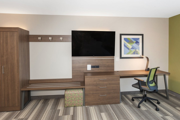 Holiday Inn Express & Suites Hudson I-94 By Ihg - Stillwater, MN