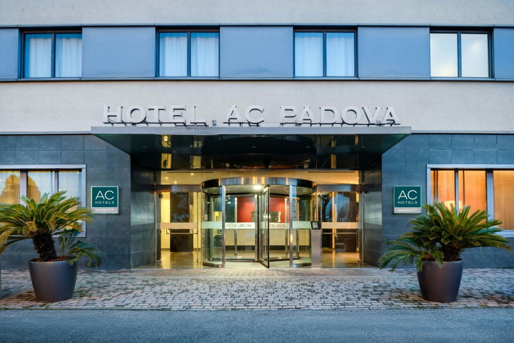 Ac Hotels By Marriott Hotel Padova - Padua