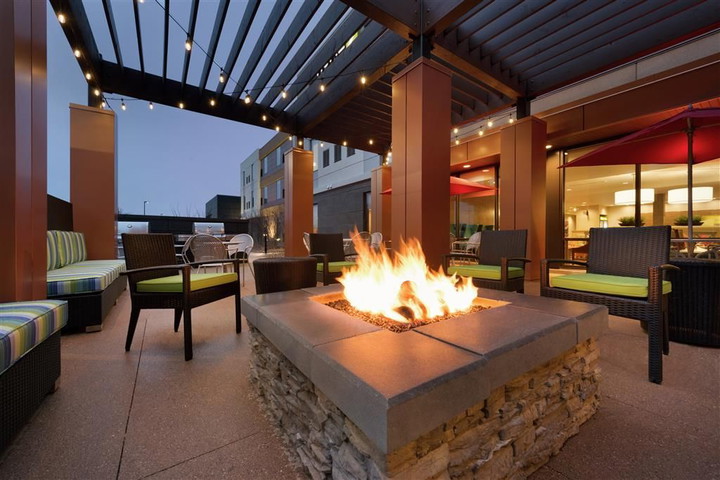 Home2 Suites By Hilton - Milwaukee Airport - Oak Creek, WI