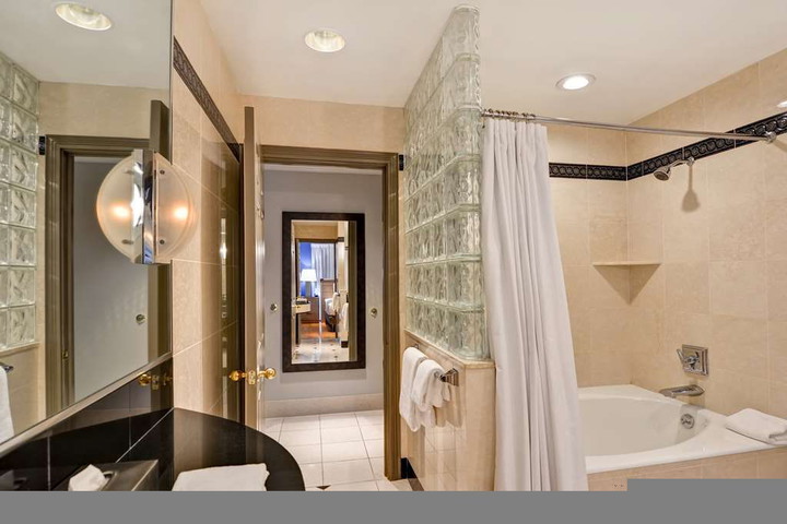 The Cincinnatian Hotel Curio Collection By Hilton - Cincinnati, OH