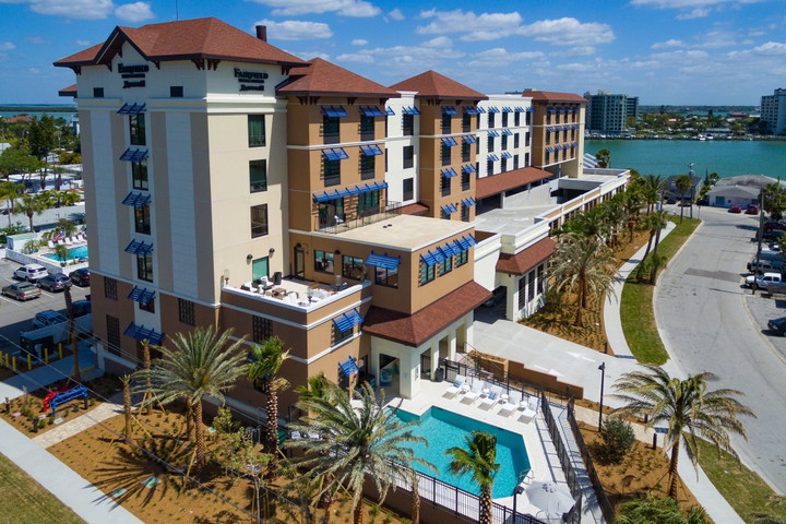 Fairfield Inn And Suites By Marriott Clearwater Beach - Palm Harbor, FL